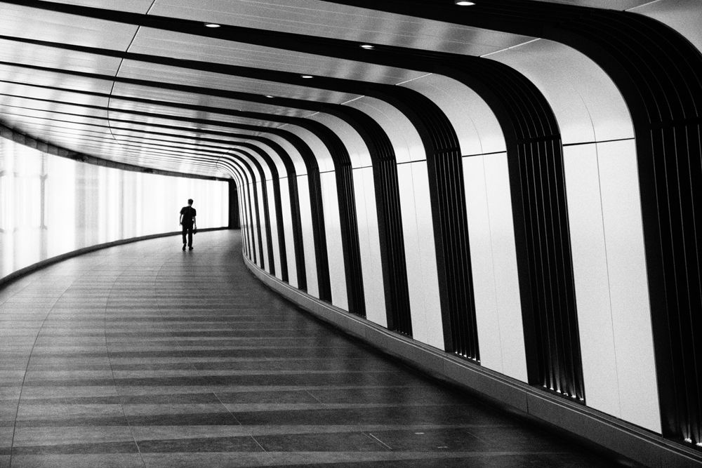 Urban Street Photography gallery by Street Photographer Linda Wisdom
